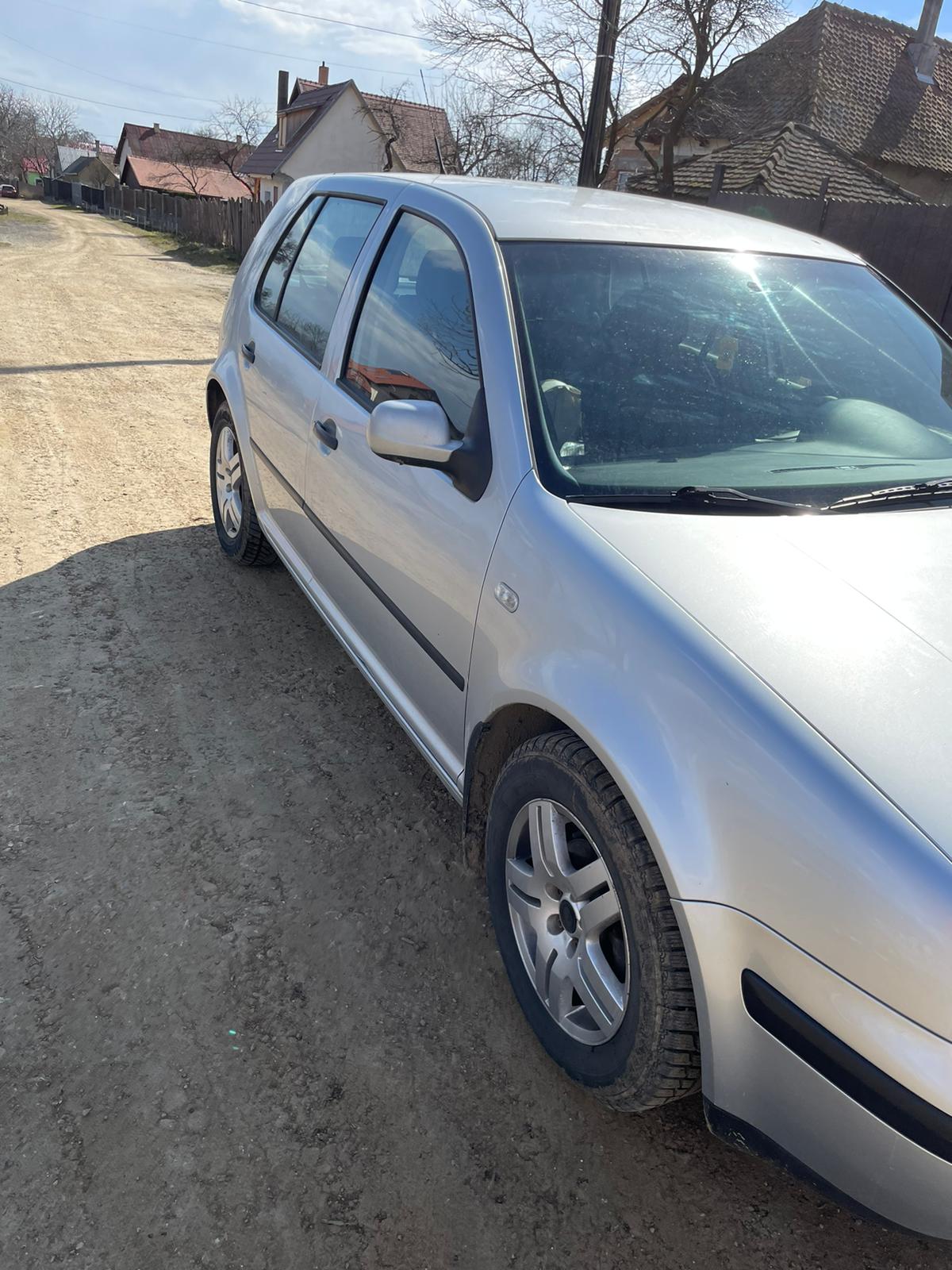Autoturisme Volkswagen Golf - masini de vanzare - Volkswagen Golf ...